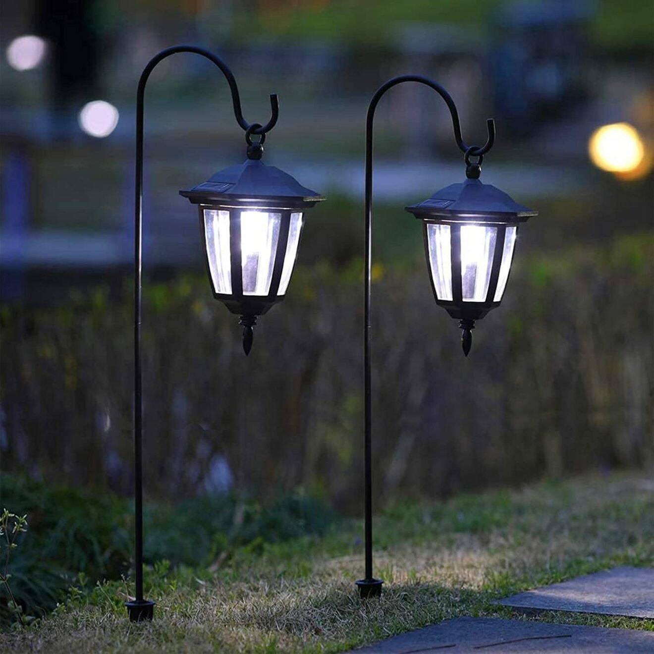 The 10 Best Outdoor Solar Hanging Lanterns [May 2026 Review]